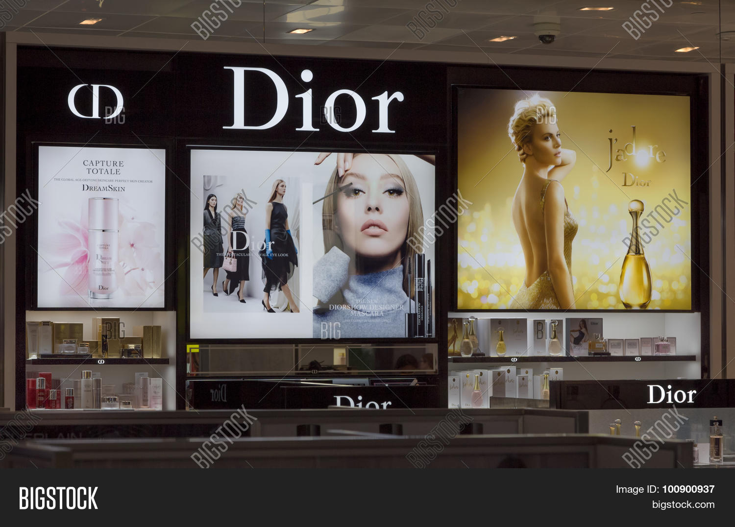 Christian Dior Makeup Image & Photo (Free Trial) | Bigstock