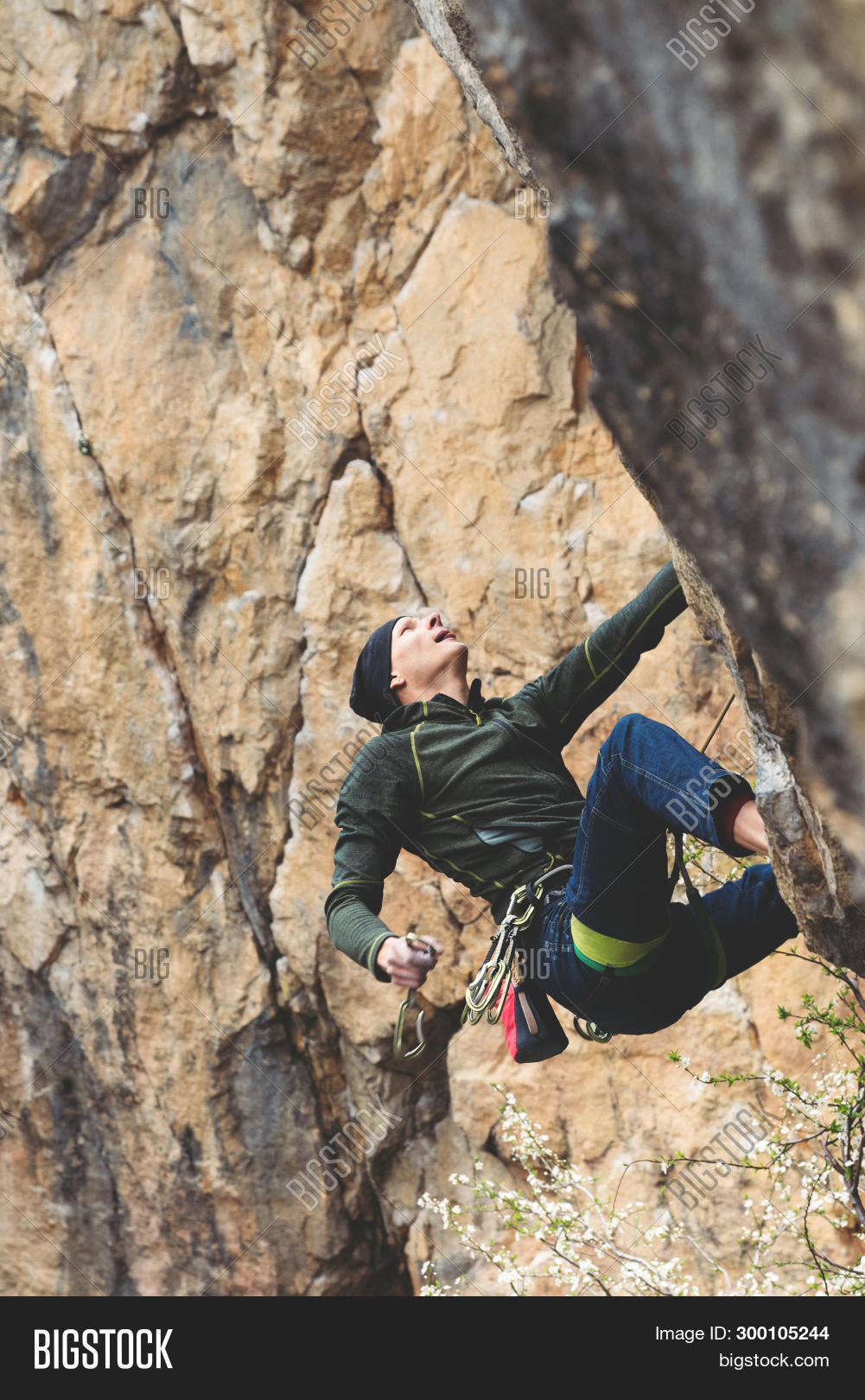Man Climbs Overhanging Image & Photo (Free Trial) | Bigstock