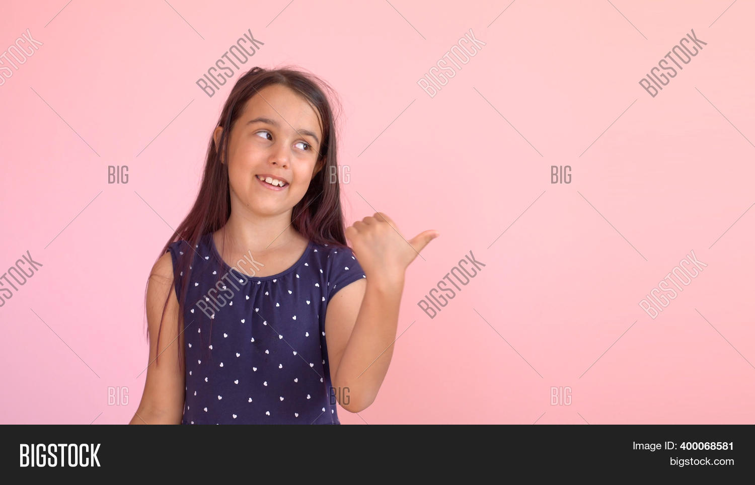 Little Girl Showing Image & Photo (Free Trial) | Bigstock