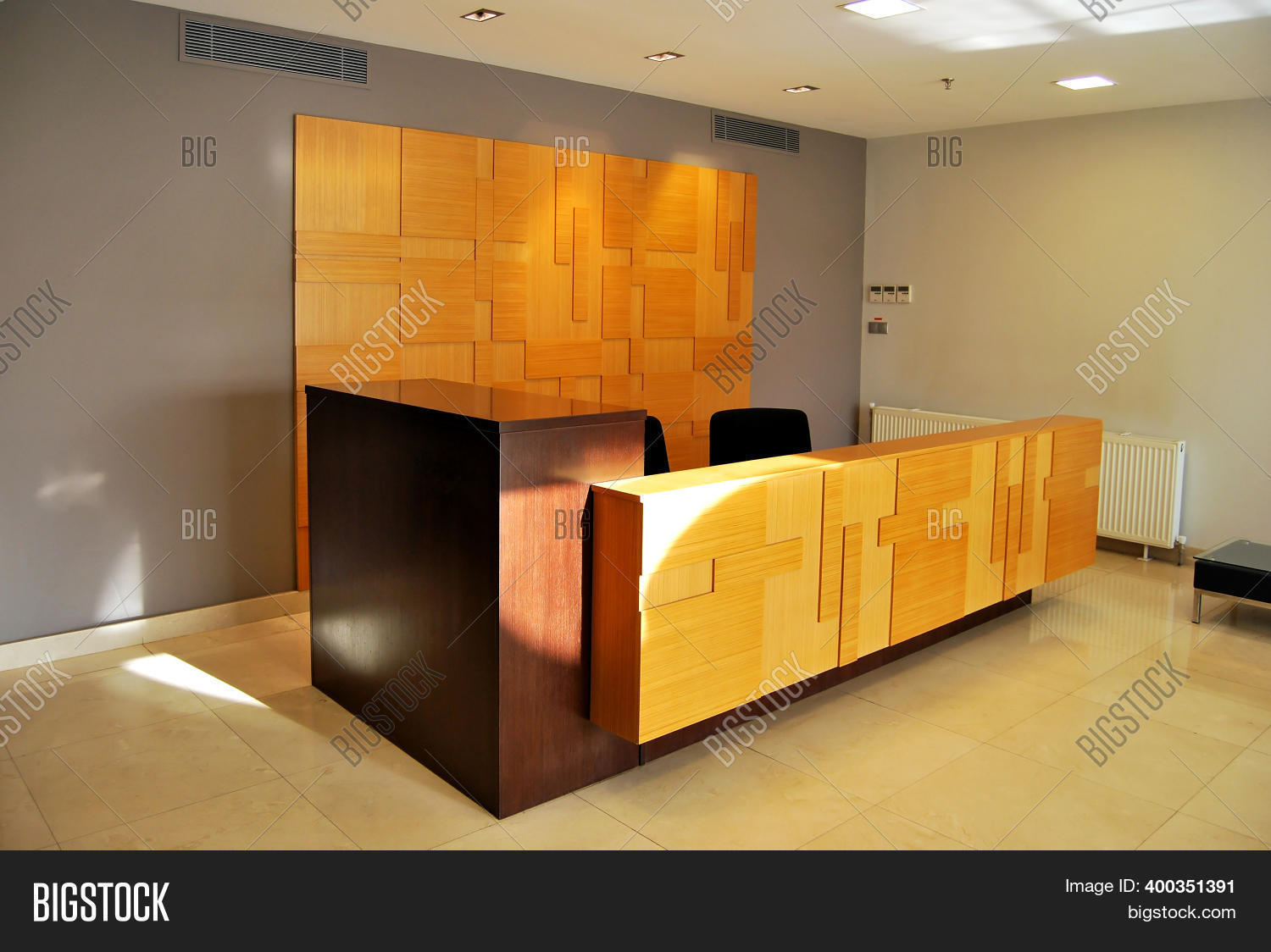 Luxury Hotel Front Desk