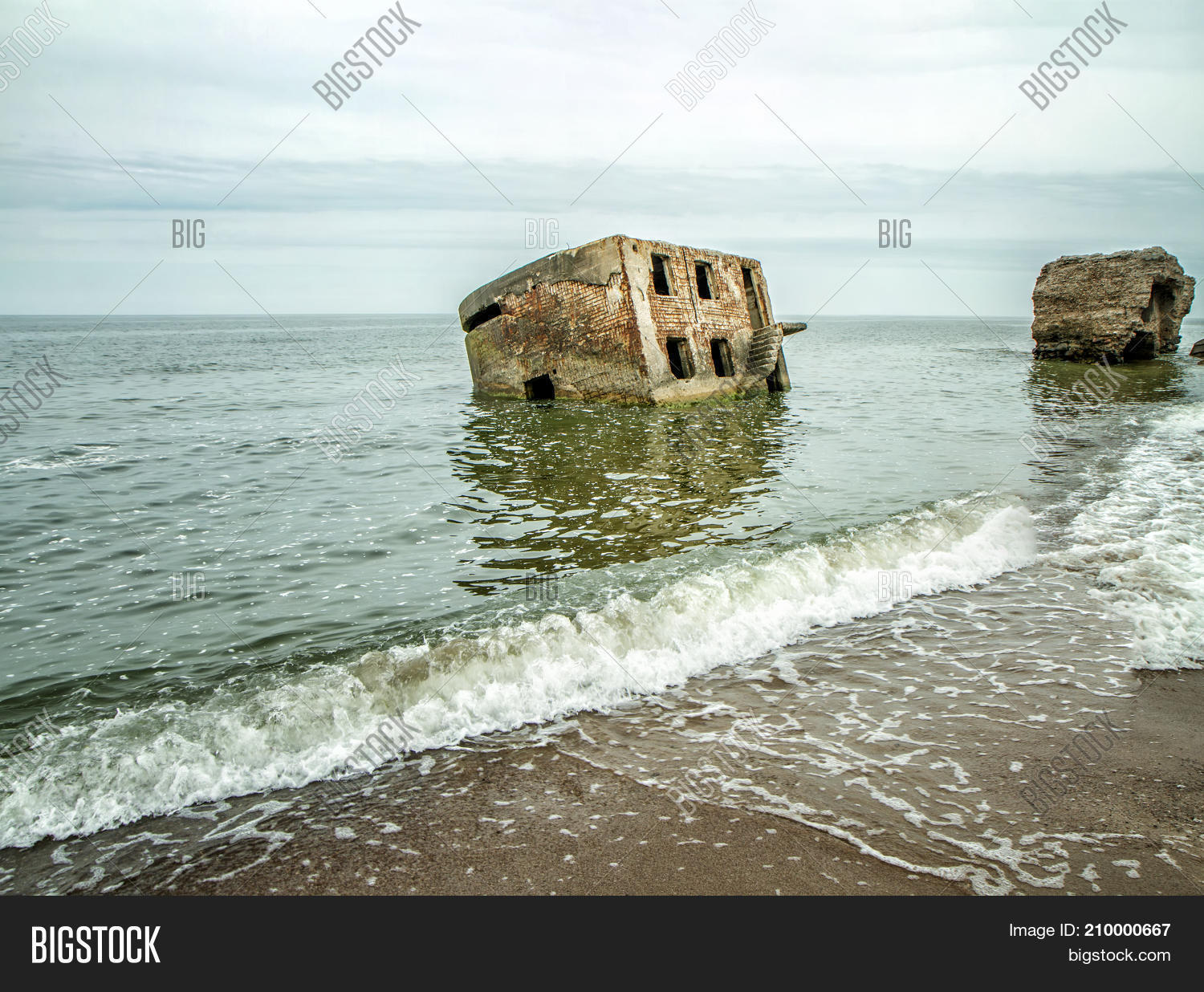 Building Sea Image & Photo (Free Trial) | Bigstock