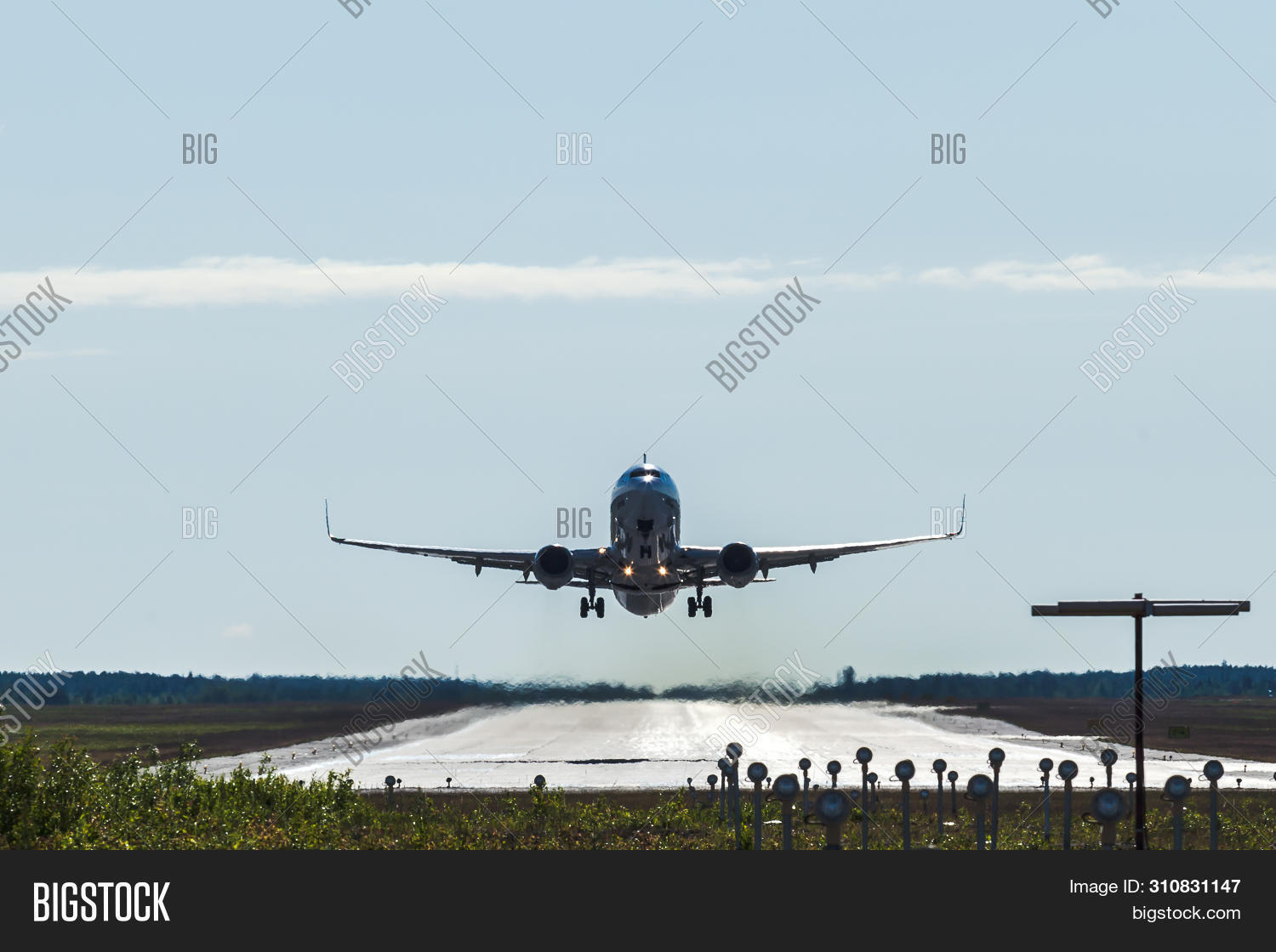 Big Passenger Airplane Image & Photo (Free Trial) | Bigstock