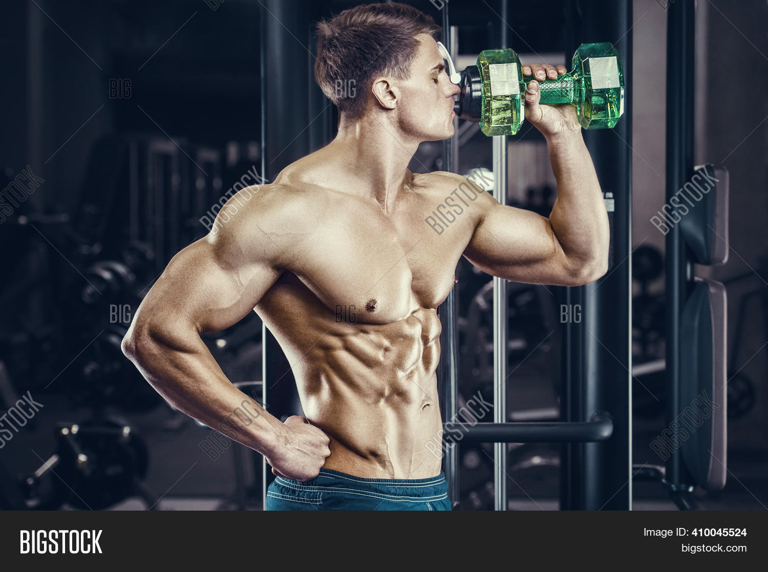Bodybuilder Strong Image & Photo (Free Trial) | Bigstock