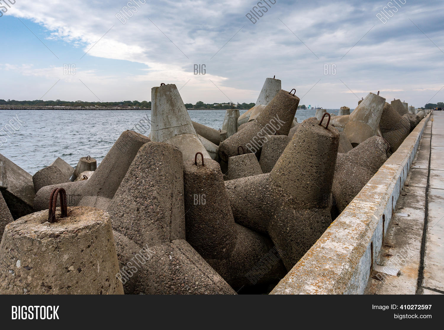 Reinforced Concrete Image & Photo (Free Trial) | Bigstock