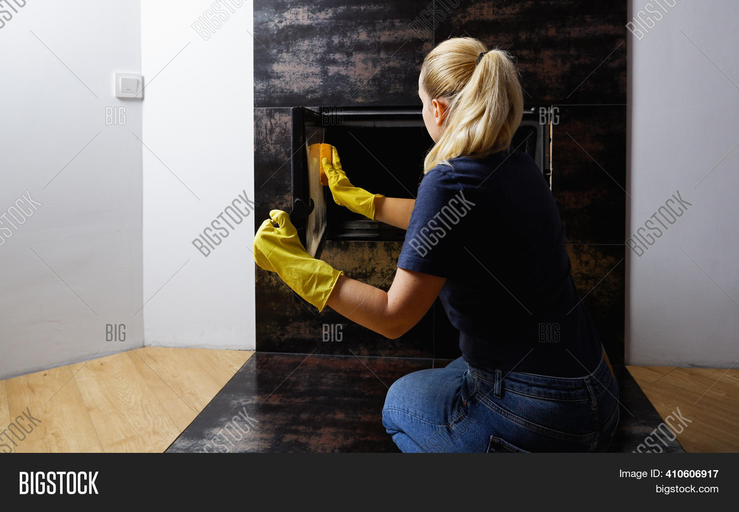 Close Young Woman Image & Photo (Free Trial) | Bigstock