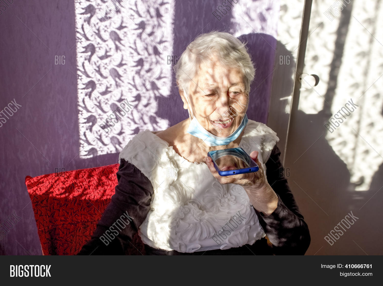 Grandmother Smartphone Image & Photo (Free Trial) | Bigstock