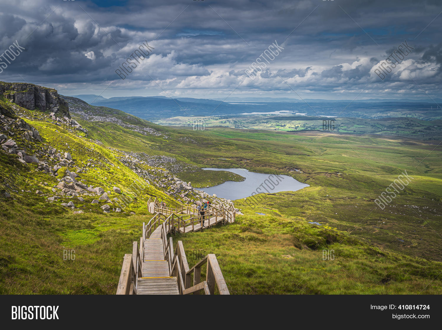 People Hiking On Steep Image & Photo (Free Trial) | Bigstock