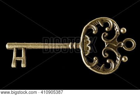 Key Shapes Making Image & Photo (Free Trial) | Bigstock