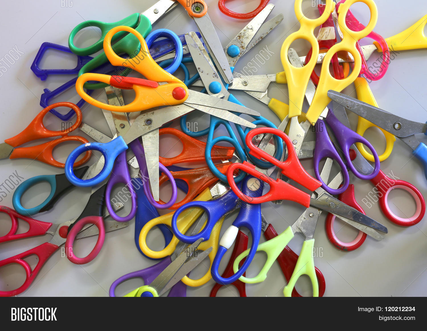 Many Small Scissors Image & Photo (Free Trial) | Bigstock
