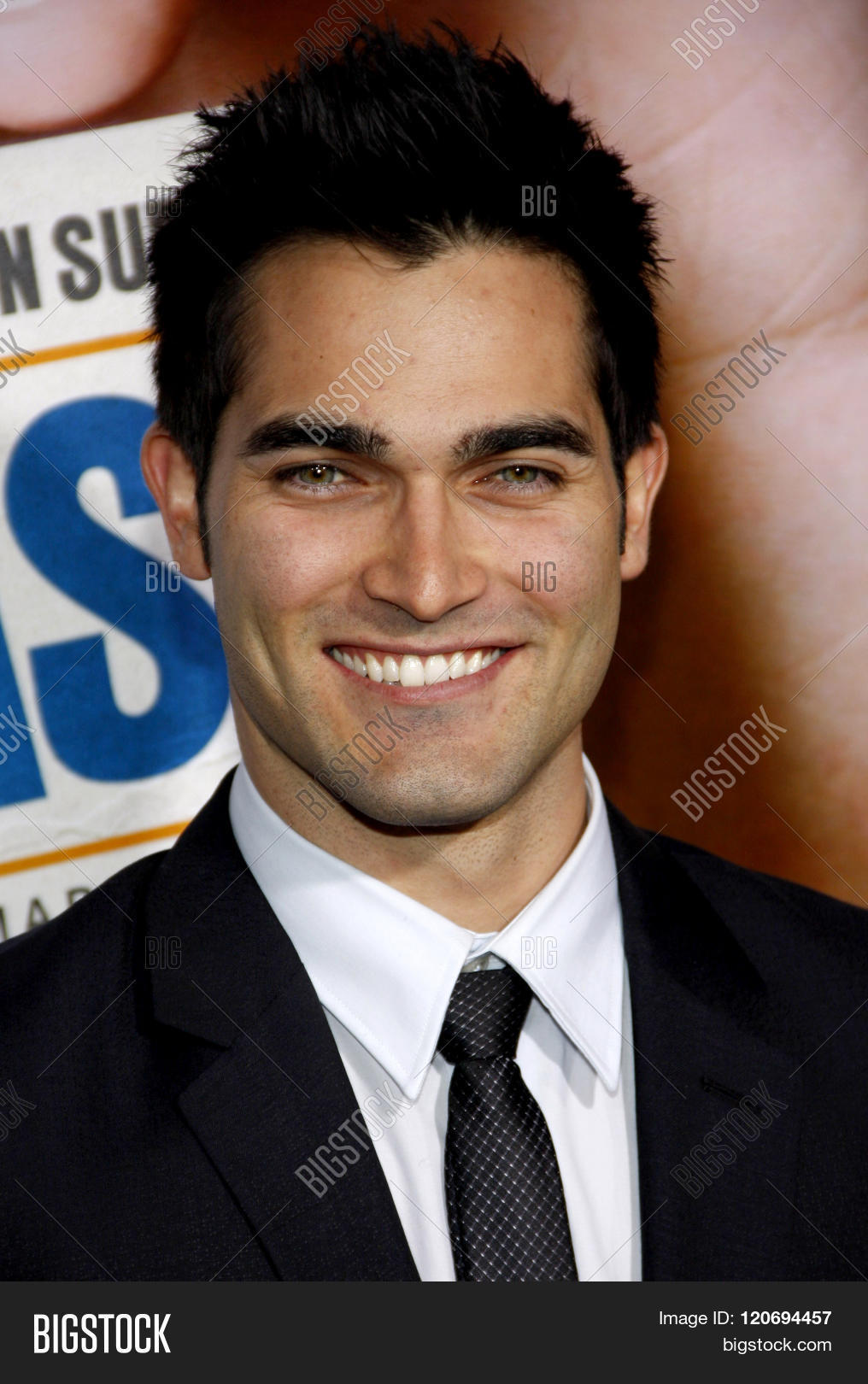 Tyler Hoechlin Hall Pass