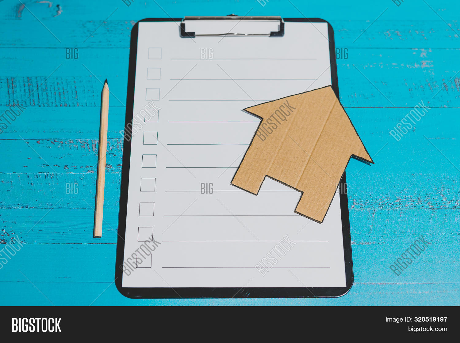 Clipping Board Blank Image & Photo (Free Trial) | Bigstock