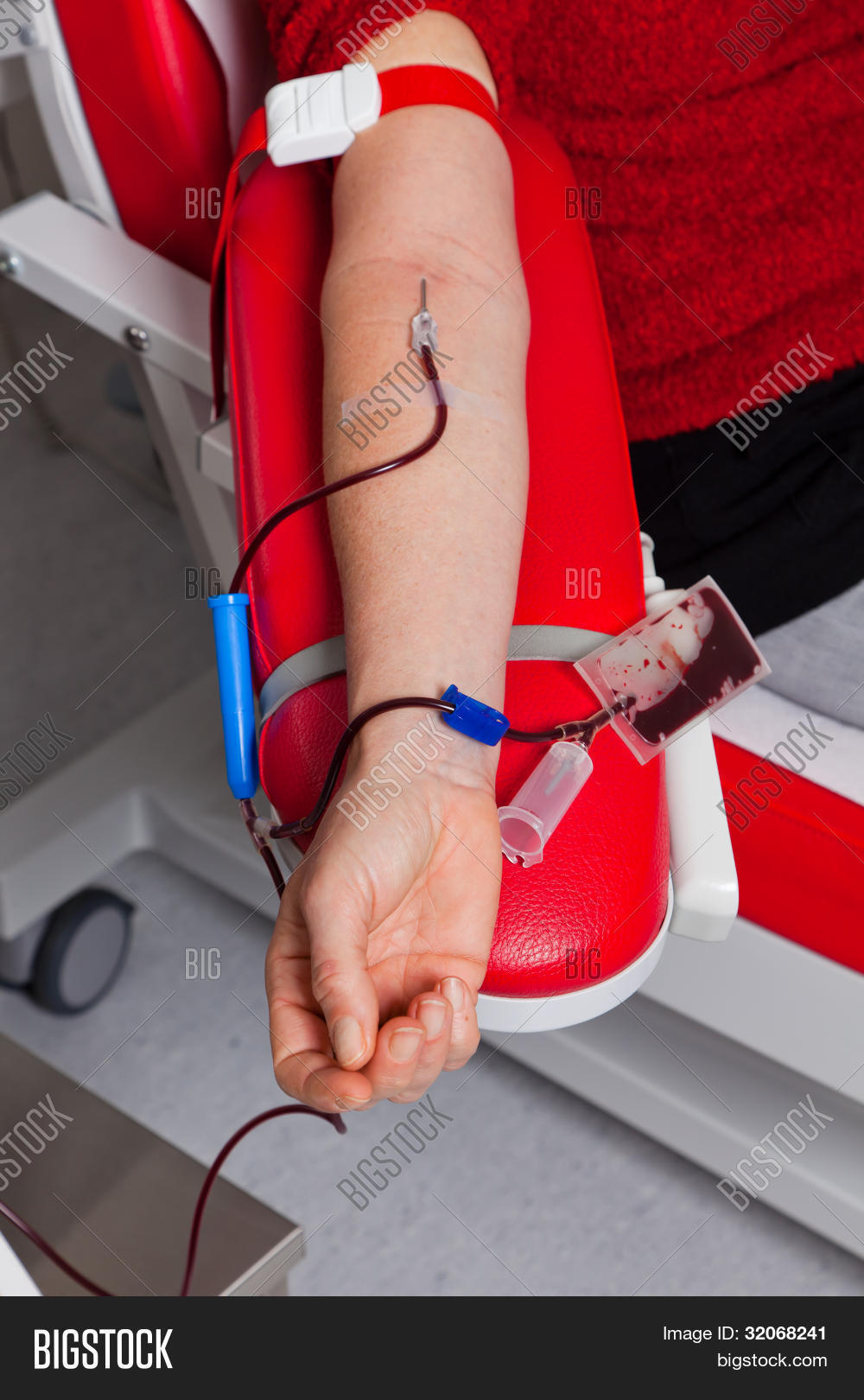 Laboratory Blood Image & Photo (Free Trial) | Bigstock