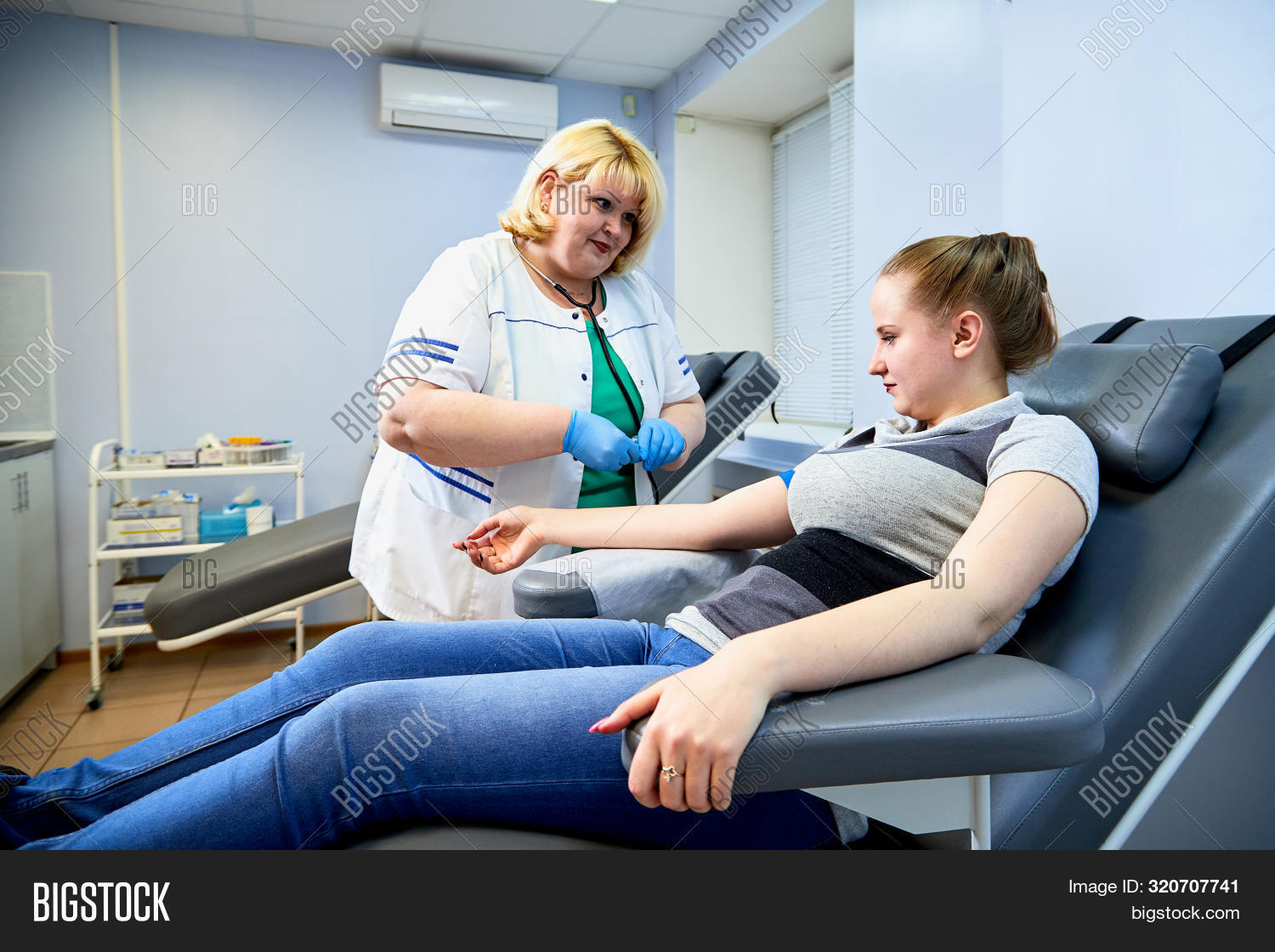 Experienced Doctor Fat Image & Photo (Free Trial) | Bigstock