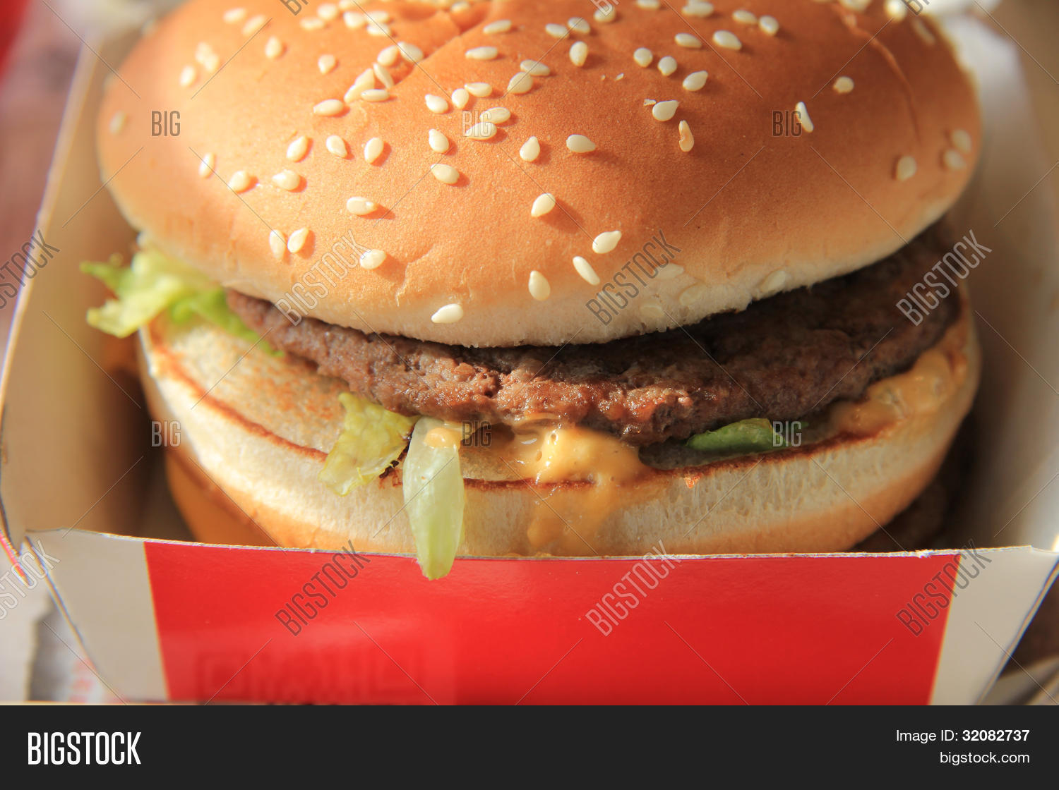 Hamburger Carton Box Image & Photo (Free Trial) | Bigstock