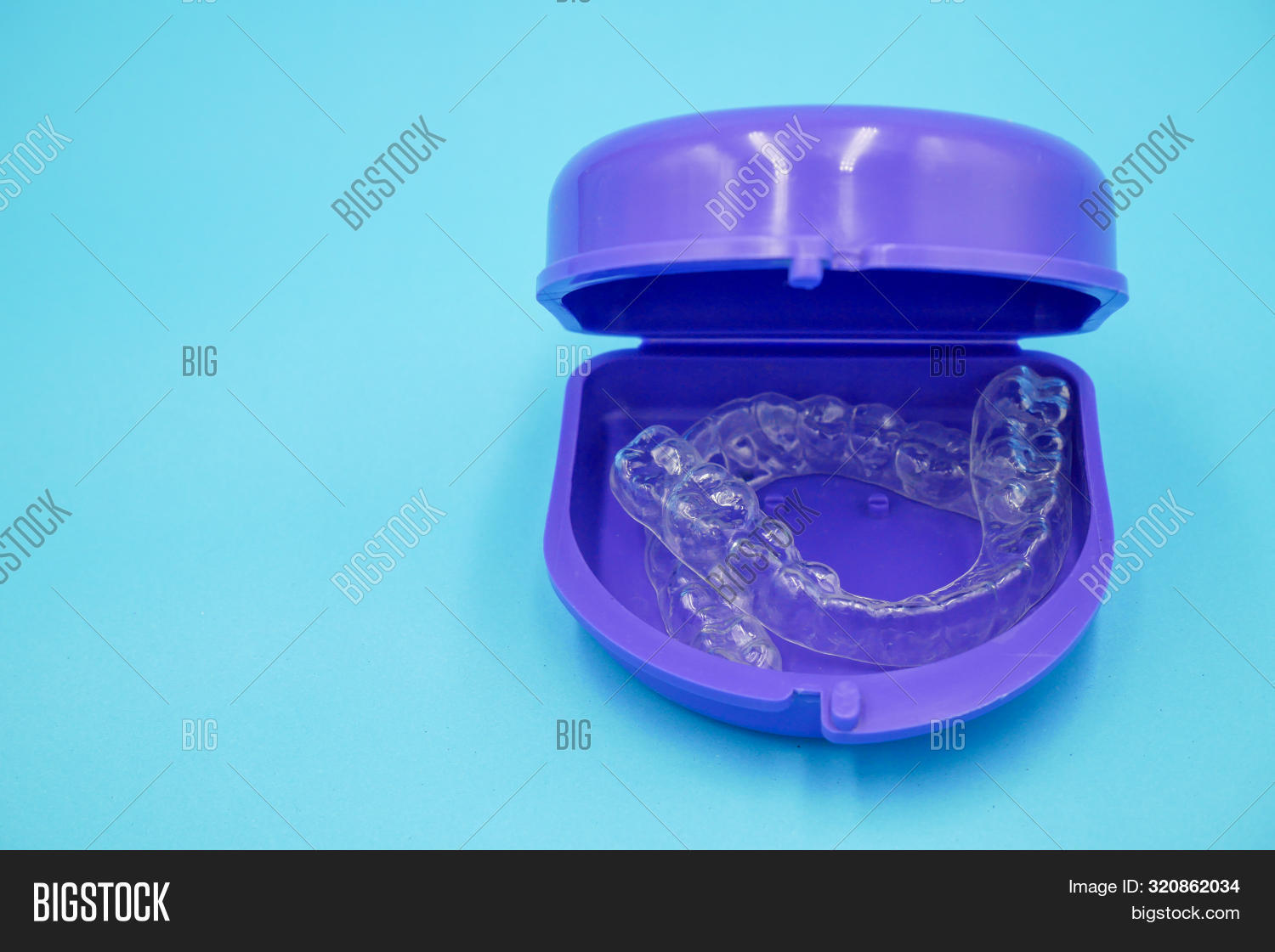 Clear Plastic Retainer Image & Photo (Free Trial) | Bigstock