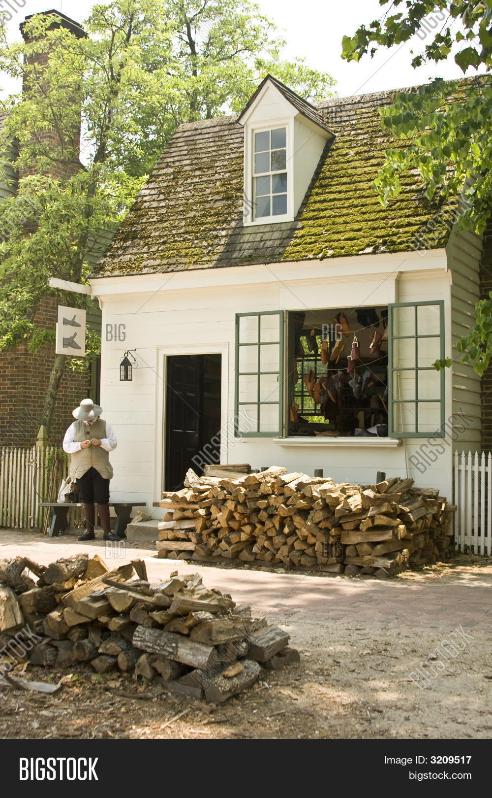 Shoemaker Colonial Image & Photo (Free Trial) | Bigstock