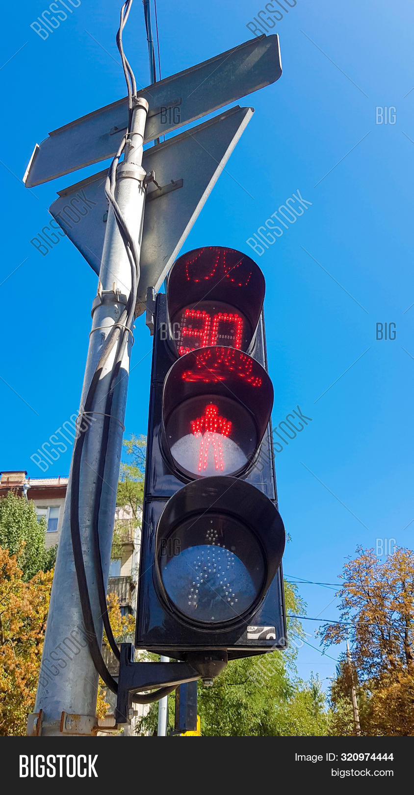 Red Traffic Light Time Image & Photo (Free Trial) | Bigstock