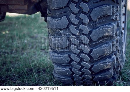 4x4 Off-road Car Image & Photo (Free Trial) | Bigstock