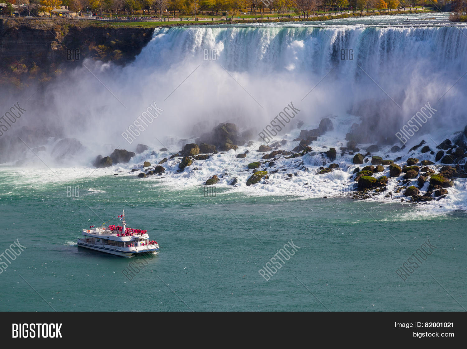 Hornblower Boat Image & Photo (Free Trial) | Bigstock