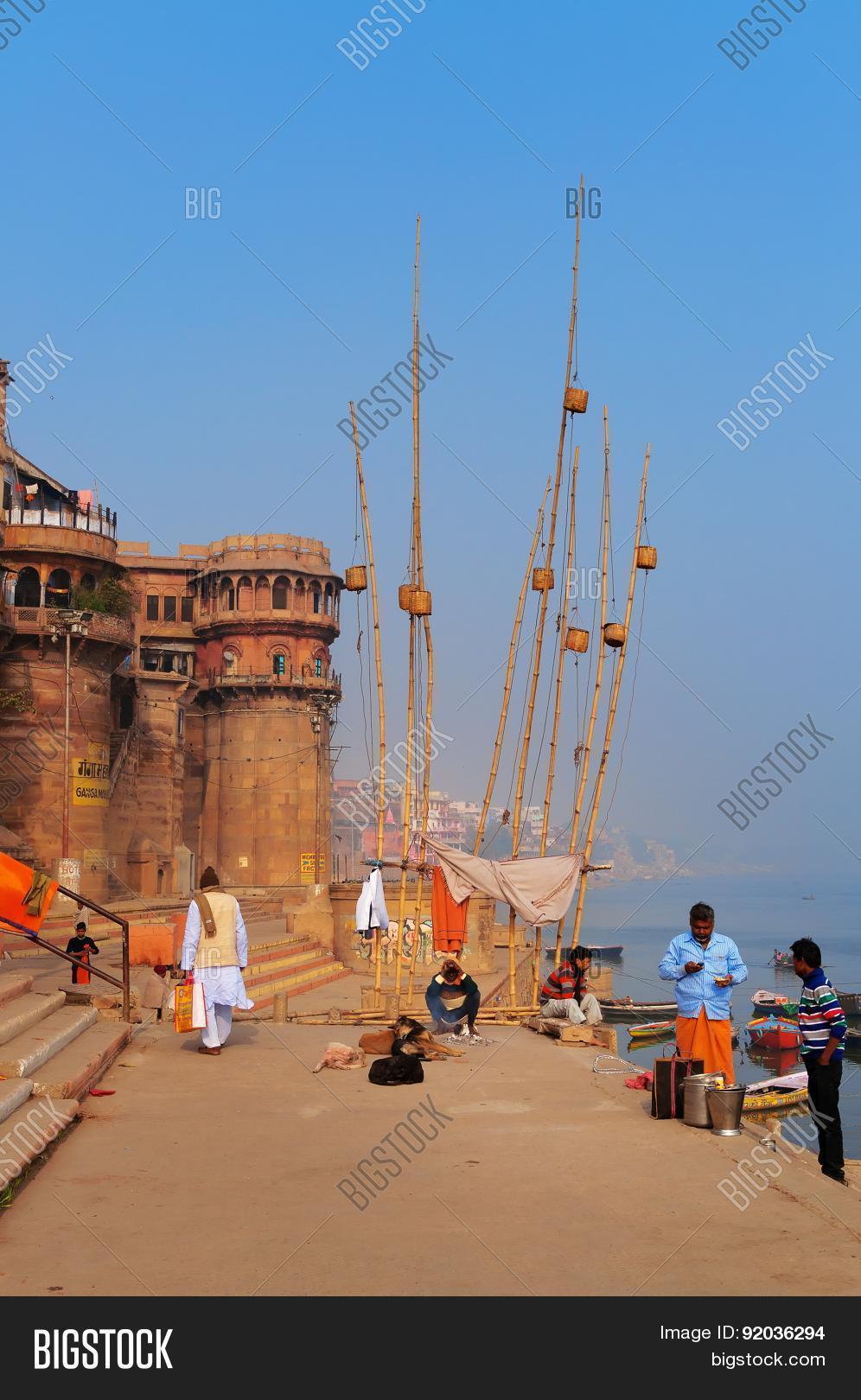 Sankatha Ghat Varanasi Image & Photo (Free Trial) | Bigstock