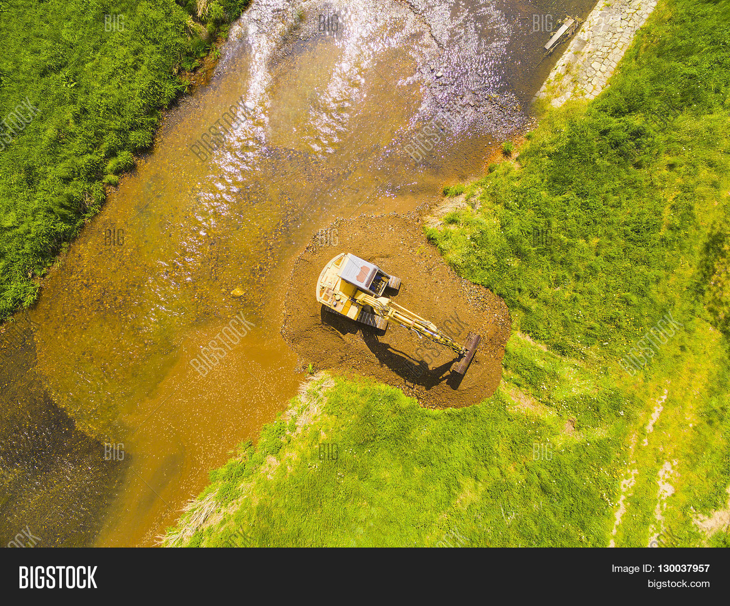 Aerial View Excavator Image & Photo (Free Trial) | Bigstock