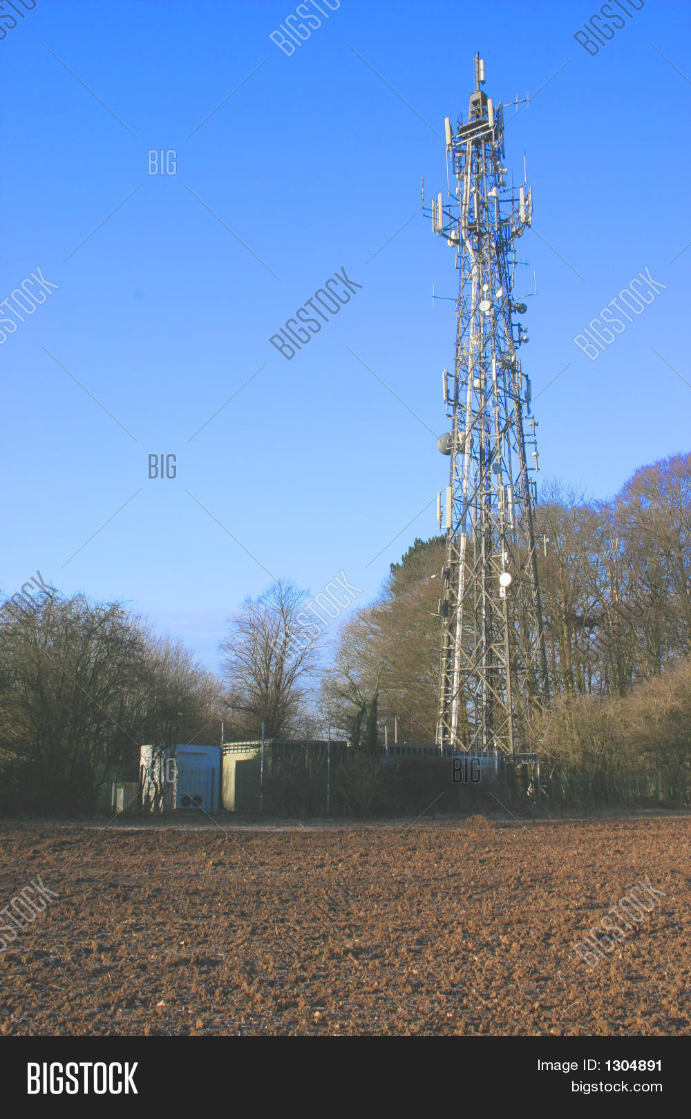 Mobile Phone Mast Image & Photo (Free Trial) | Bigstock