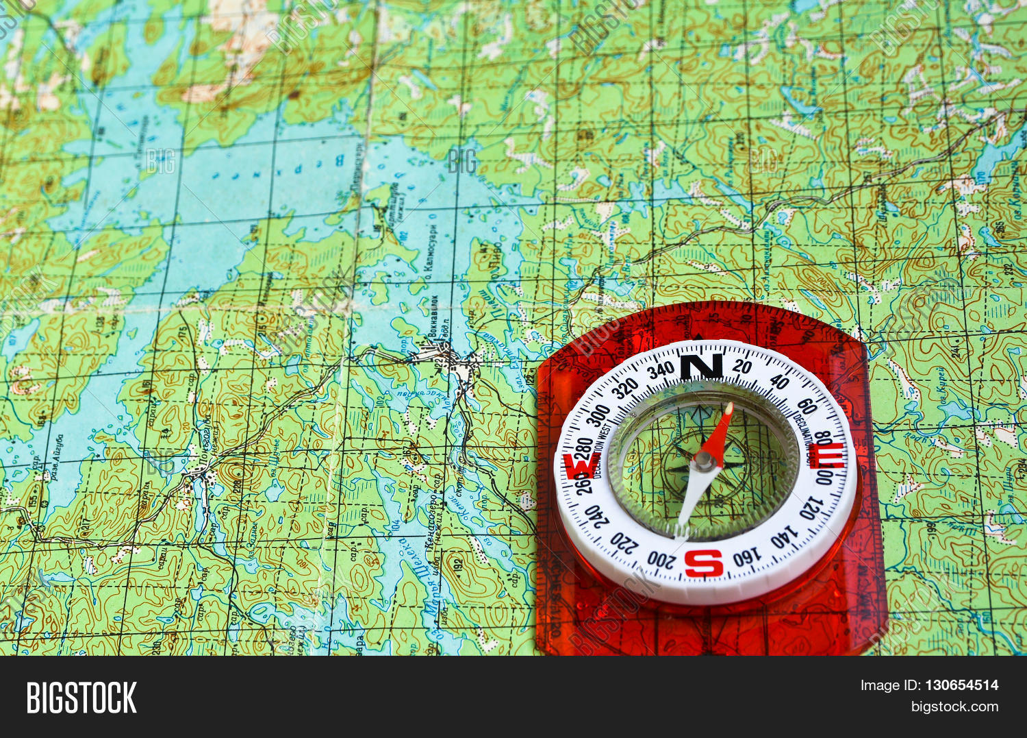 Magnetic Compass Image & Photo (Free Trial) | Bigstock