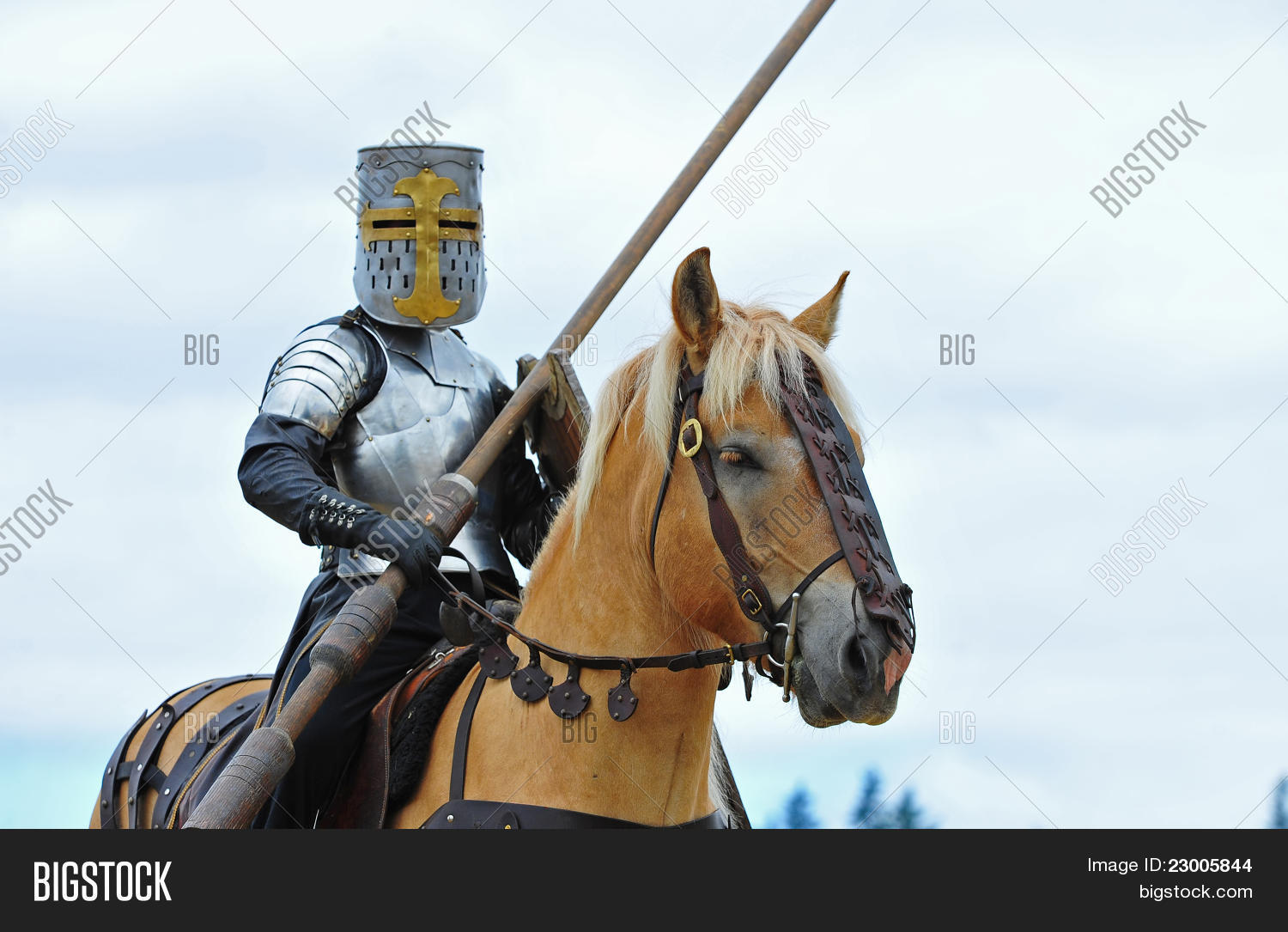 Mounted Knight Ready Image & Photo (Free Trial) | Bigstock