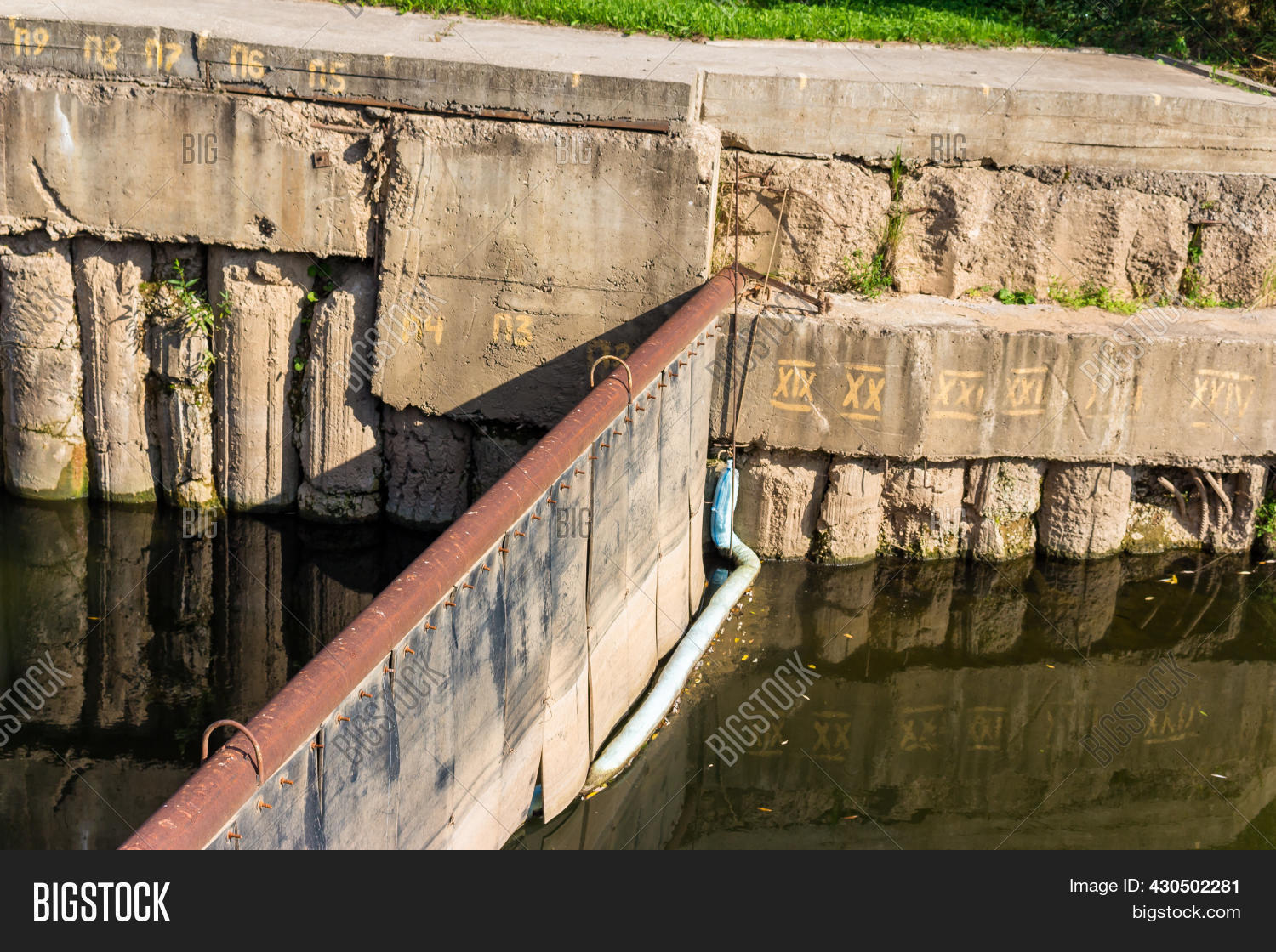 Reinforced Concrete Image & Photo (Free Trial) | Bigstock