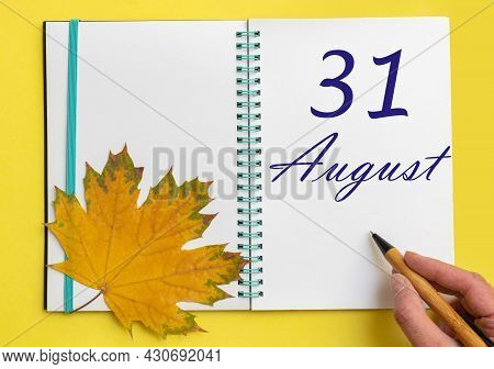 31st Day August. Hand Image & Photo (Free Trial) | Bigstock