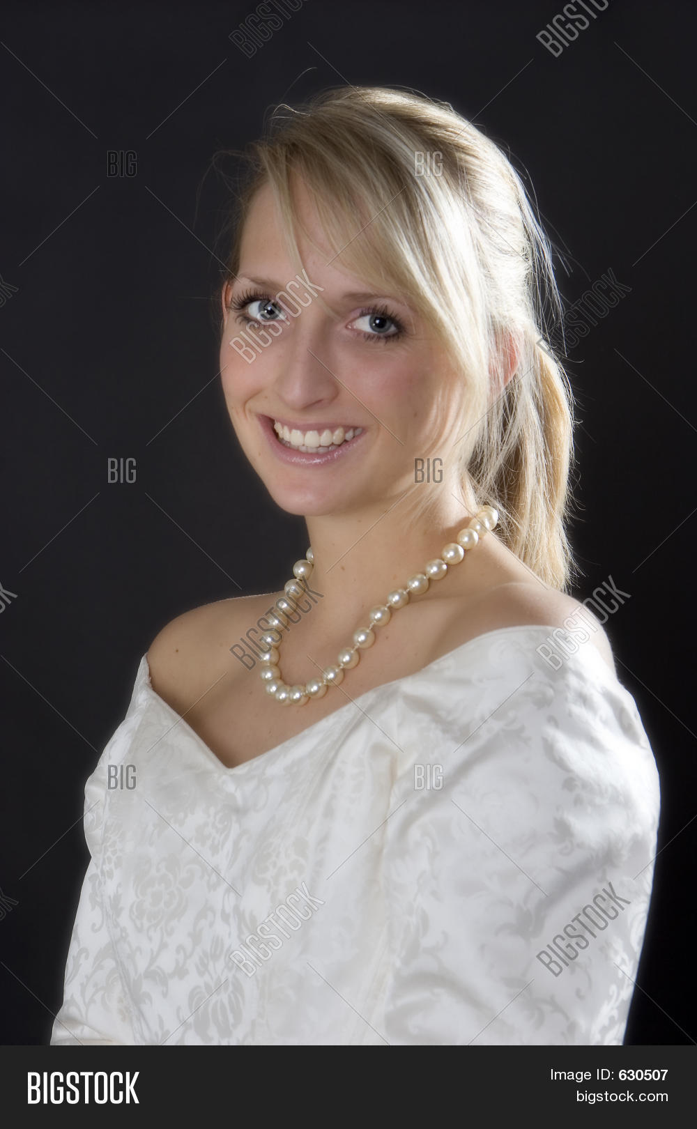 Model Portrait Image & Photo (Free Trial) | Bigstock