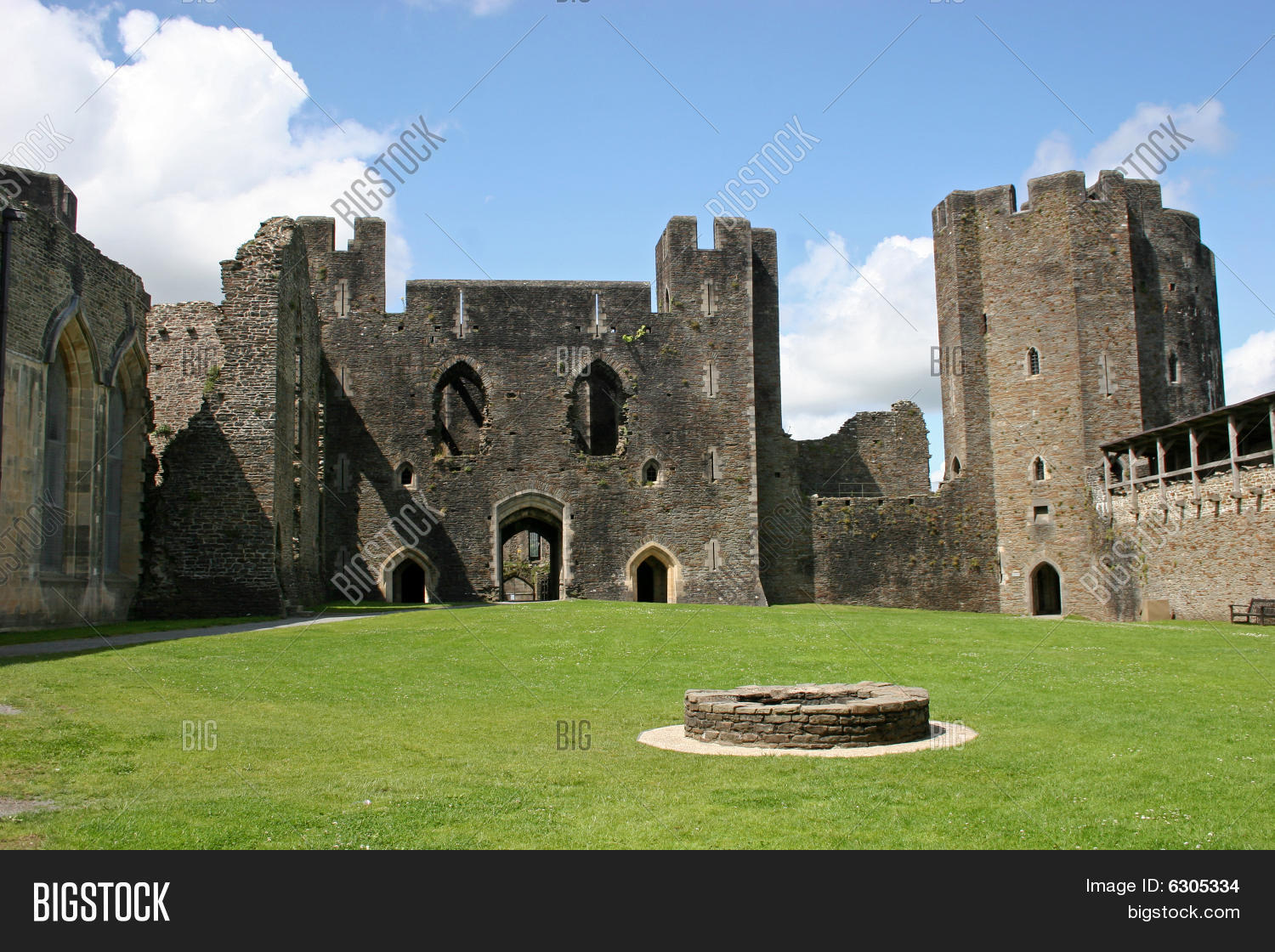 Caerphilly Castle Image & Photo (Free Trial) | Bigstock