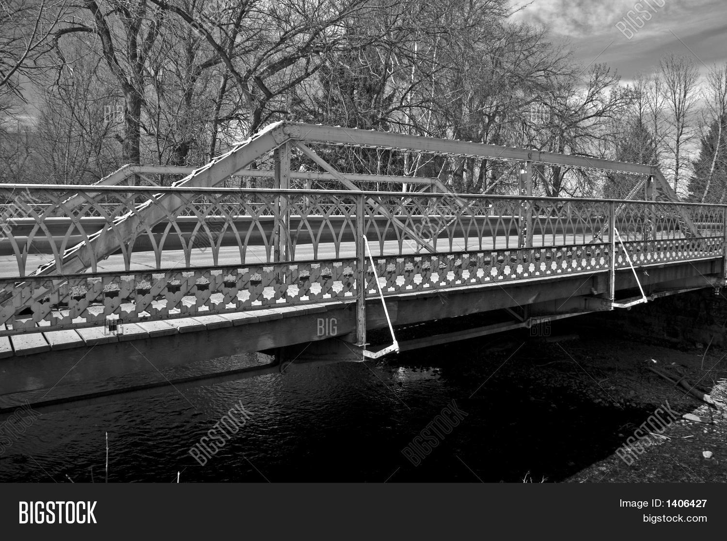 Pratt Truss Bridge Image & Photo (Free Trial) | Bigstock