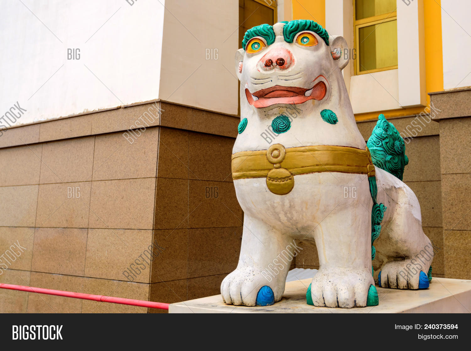 Tibetan Snow Lion Image & Photo (Free Trial) | Bigstock