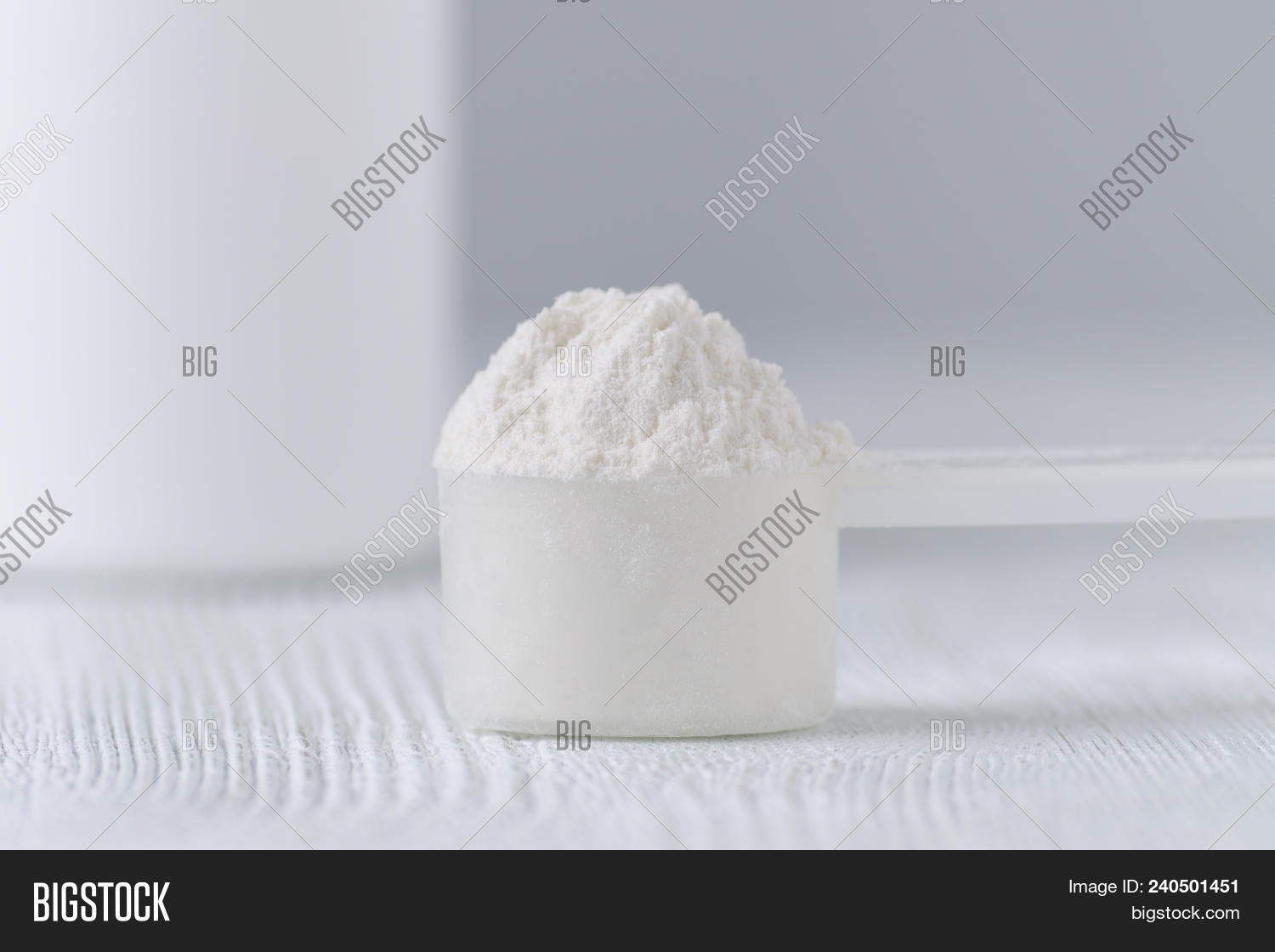 Imagen y foto Scoop White Powder (prueba gratis) | Bigstock