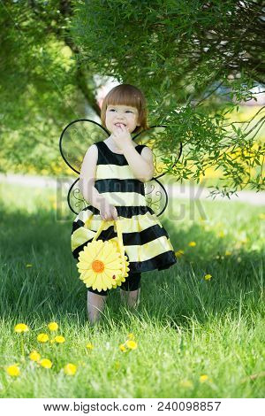 Happy Little Girl Bee Image & Photo (Free Trial) | Bigstock