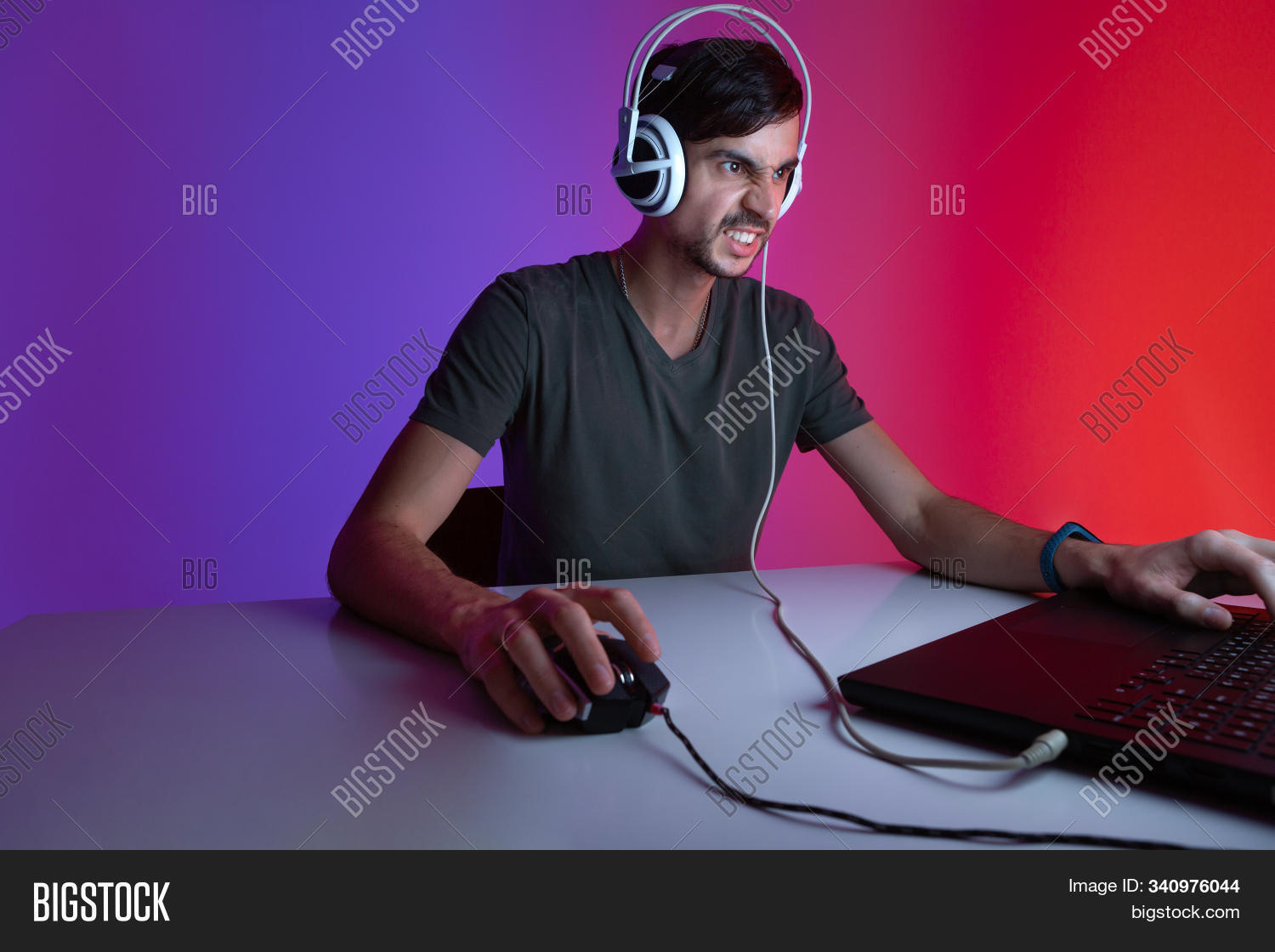 Portrait Angry Gamer Image & Photo (Free Trial) | Bigstock