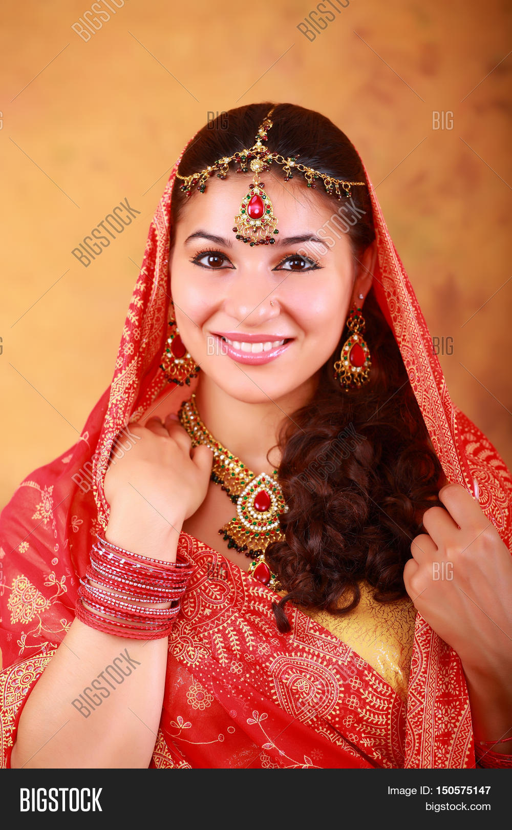Beautiful Indian Woman Image & Photo (Free Trial) | Bigstock