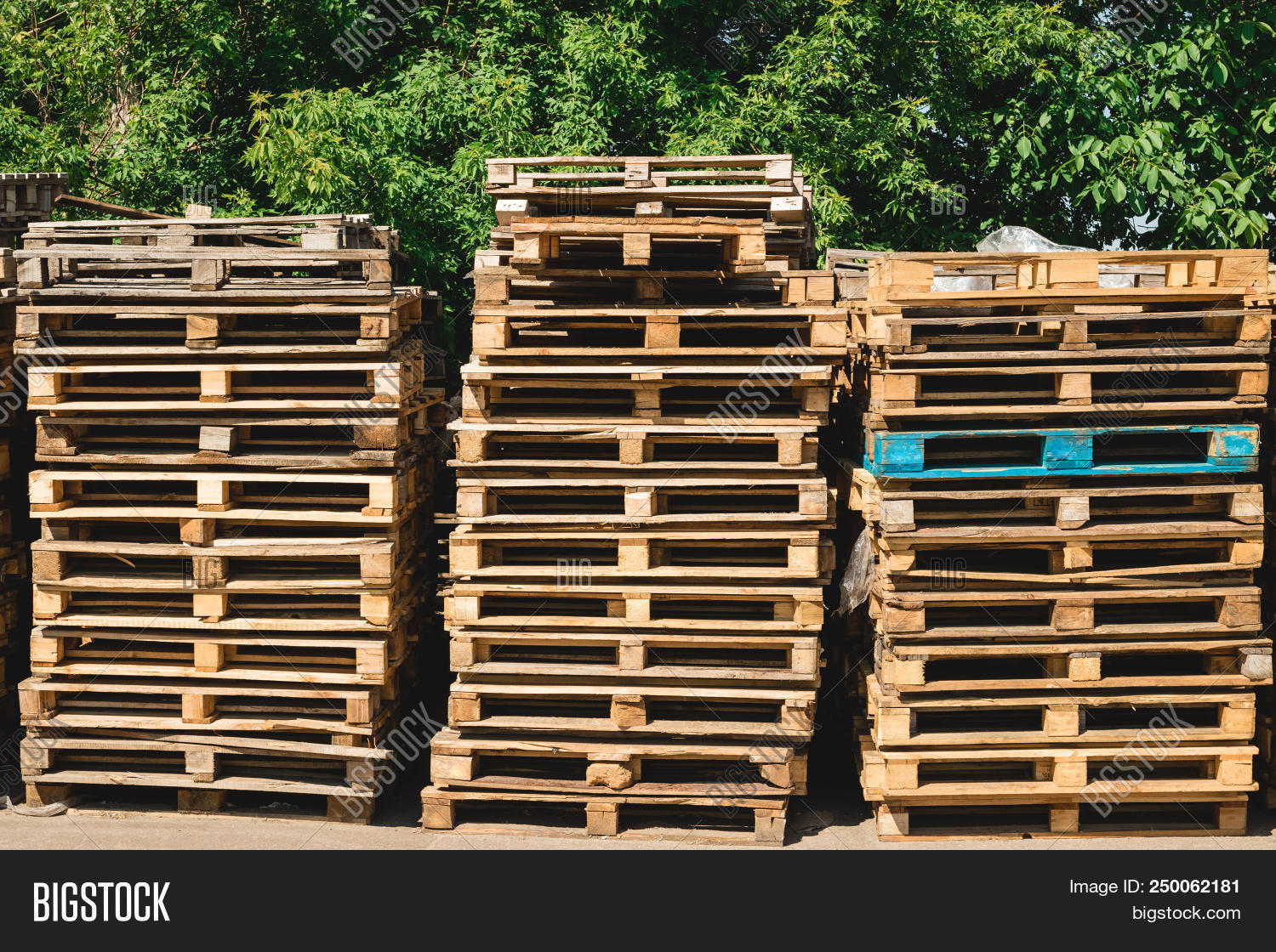 Wooden Pallets Image & Photo (Free Trial) | Bigstock