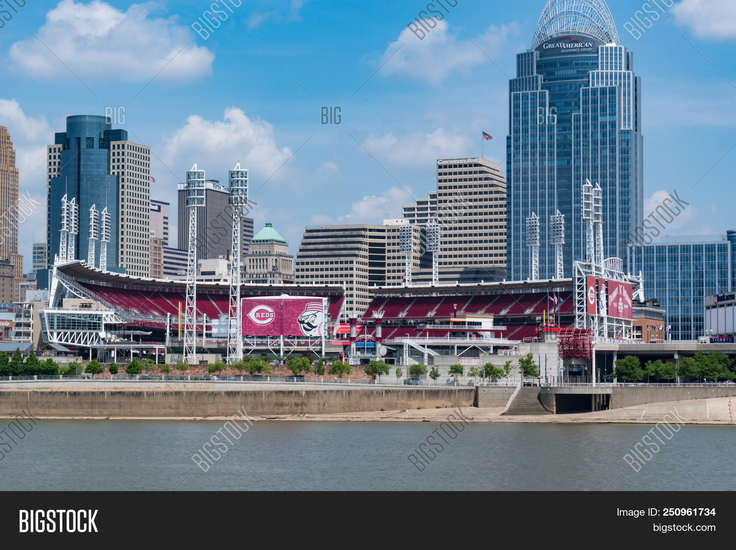 Cincinnati, Oh - June Image & Photo (Free Trial) | Bigstock