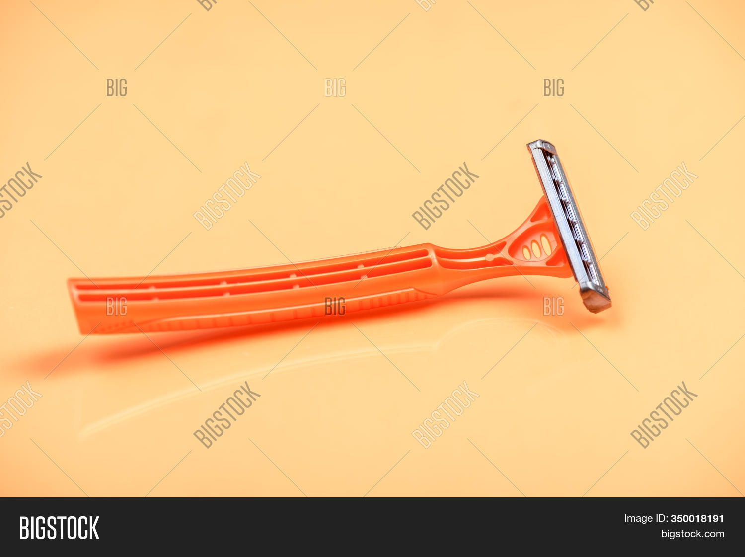 Disposable Shaving Image & Photo (Free Trial) | Bigstock