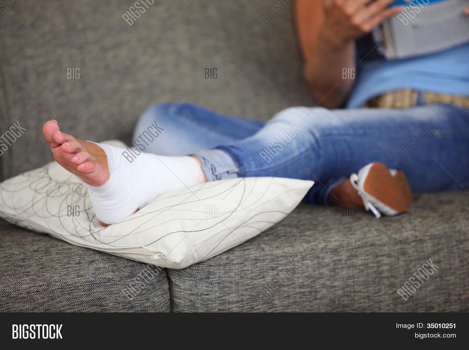 Woman Sprained Ankle Image & Photo (Free Trial) | Bigstock