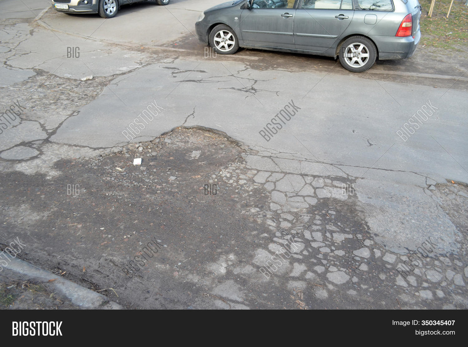 Poor Condition Road Image & Photo (Free Trial) | Bigstock