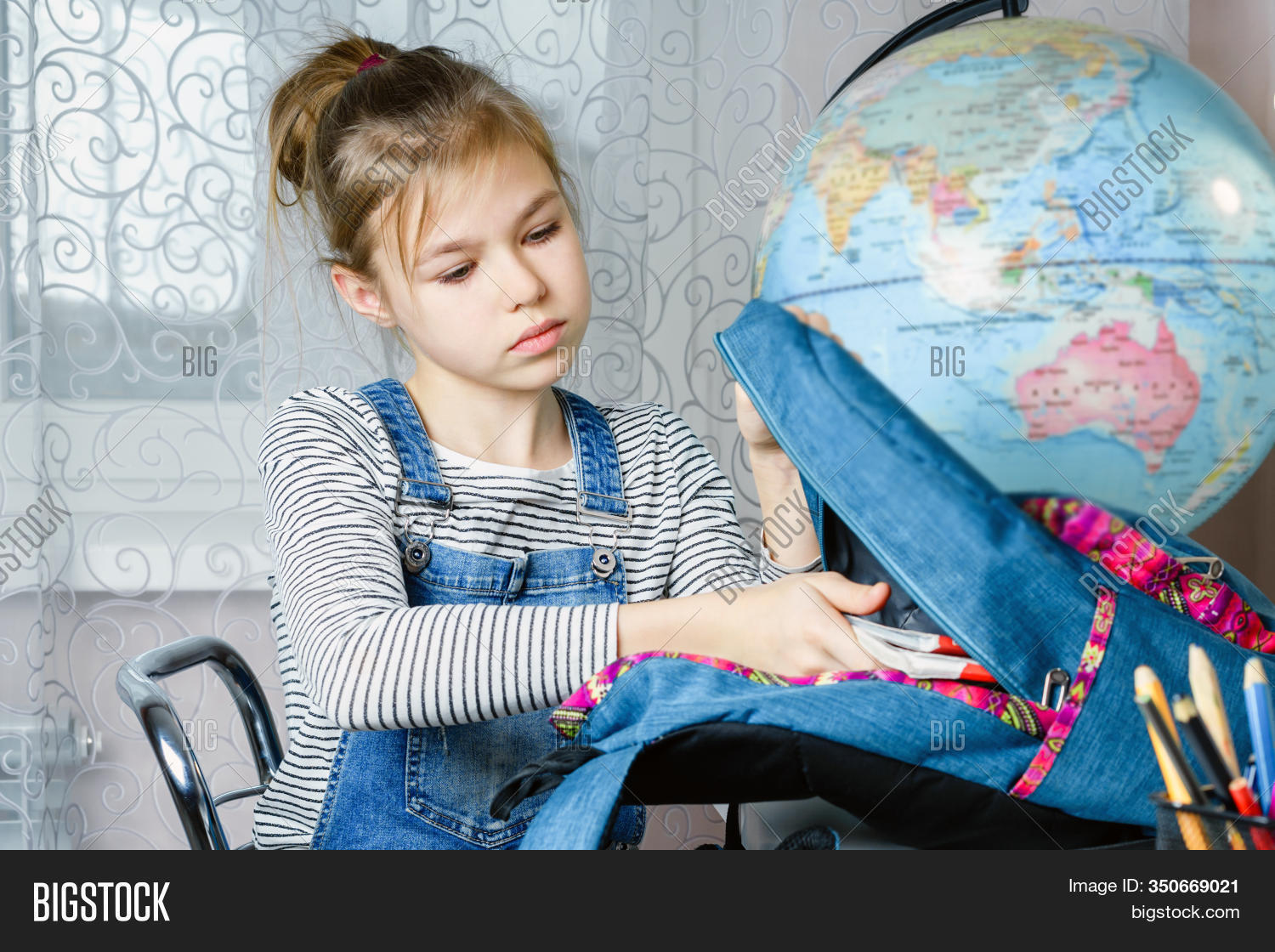 School Girl Packing Image & Photo (Free Trial) | Bigstock