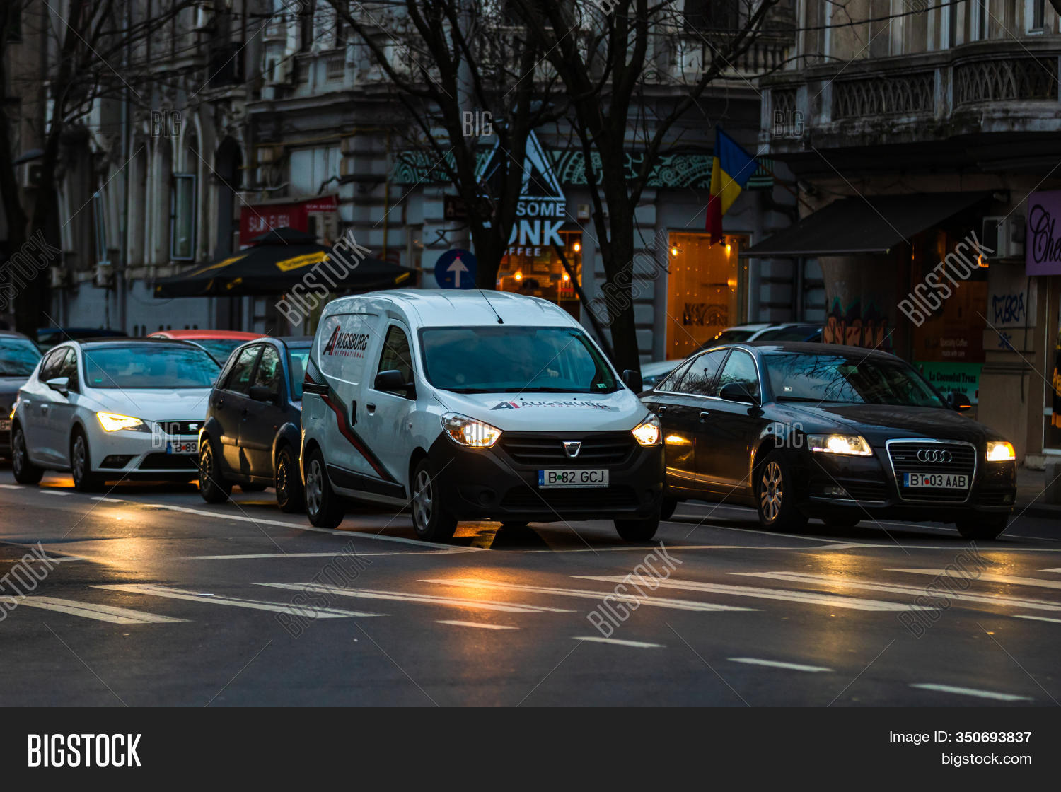 Car Traffic Rush Hour Image & Photo (Free Trial) | Bigstock