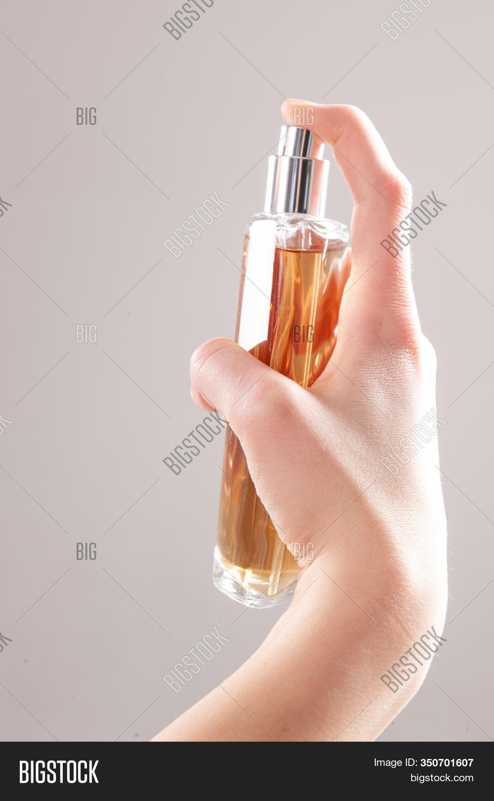 Hands Ready Spray Image & Photo (Free Trial) | Bigstock