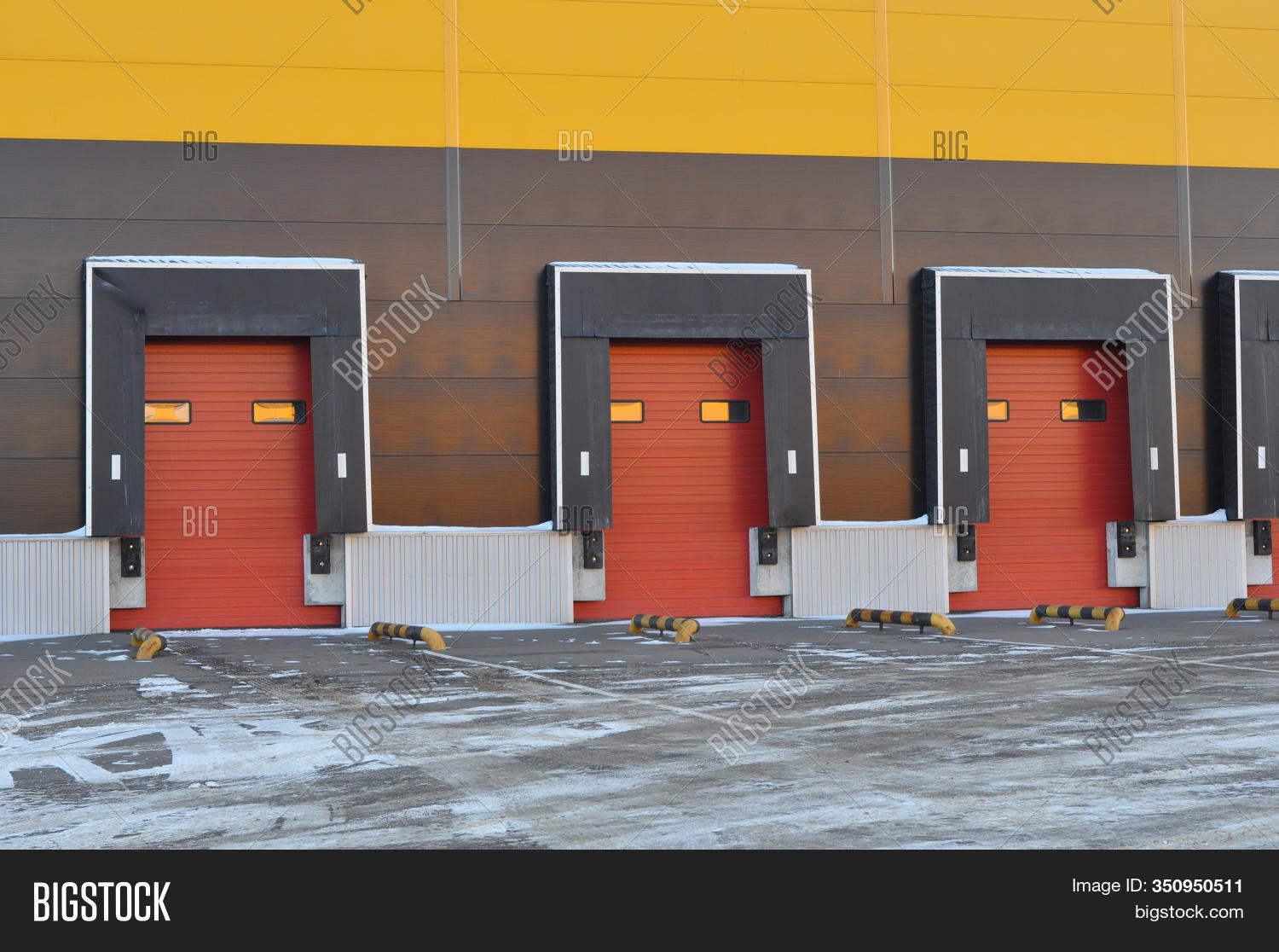 Front View Loading Image & Photo (Free Trial) | Bigstock