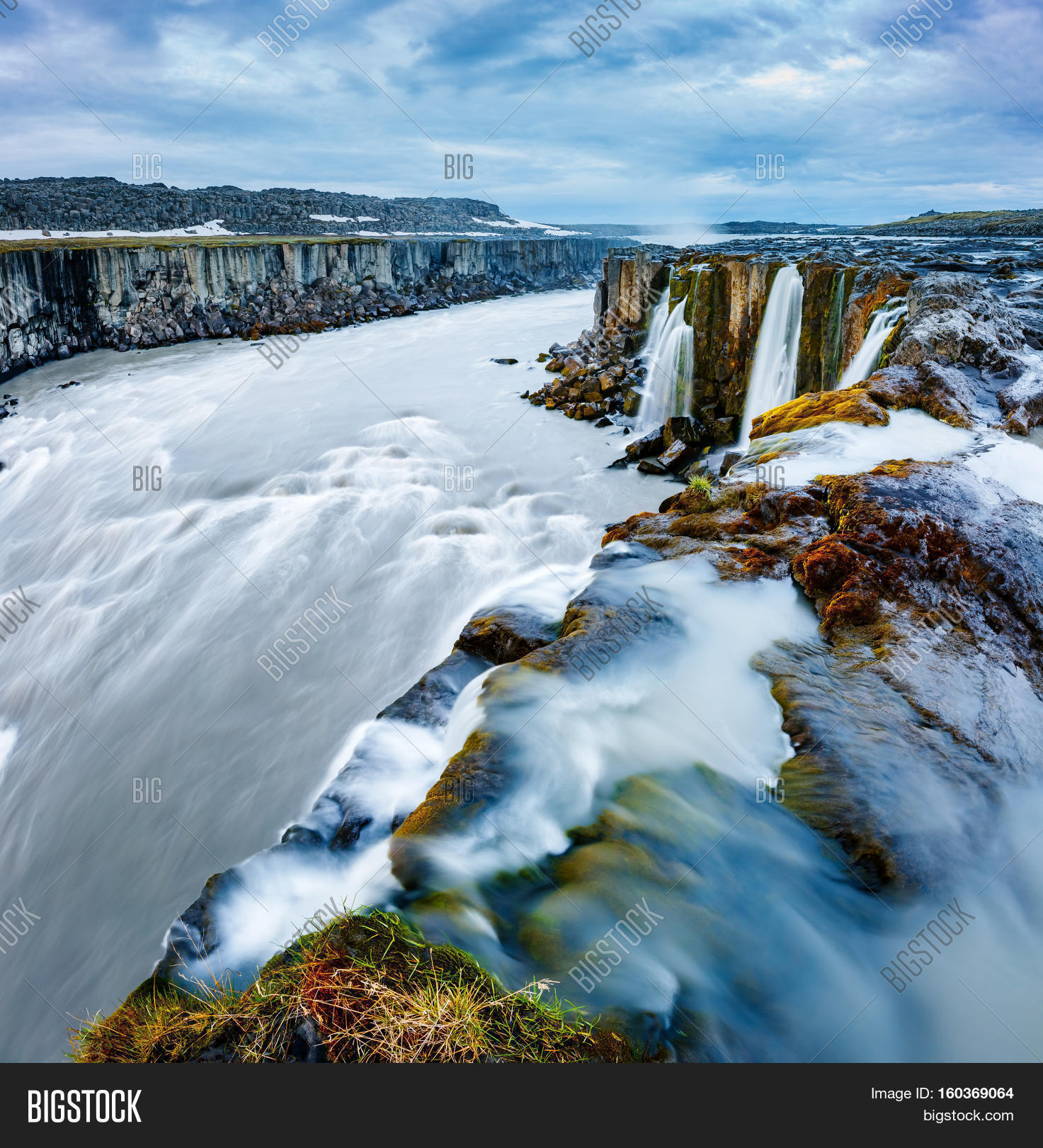 Rapid Flow Water Image & Photo (Free Trial) | Bigstock