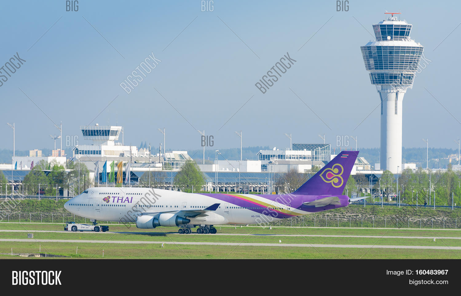Jet Airliner Thai Image & Photo (Free Trial) | Bigstock