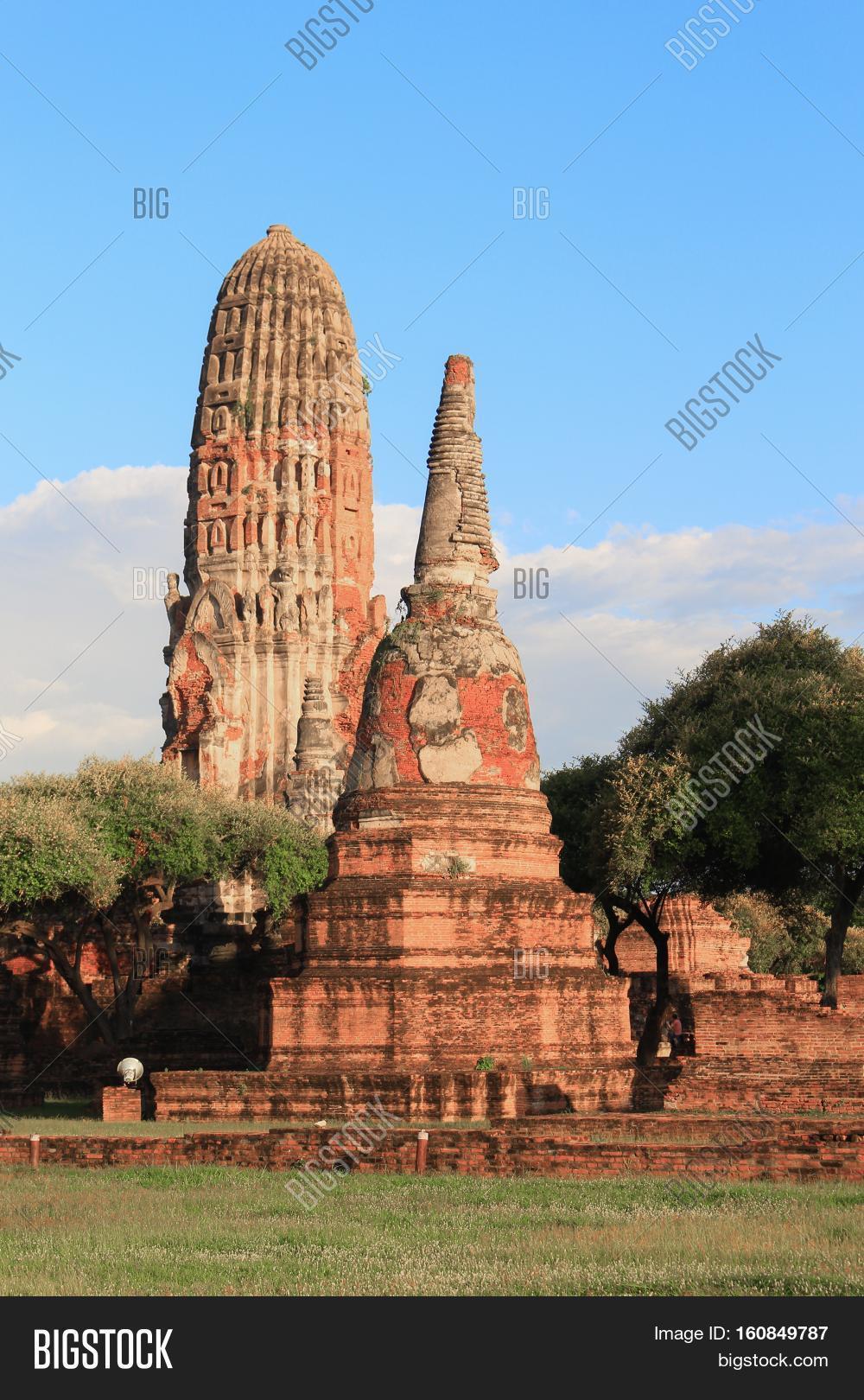 Pagoda Ancient Famous Image & Photo (Free Trial) | Bigstock